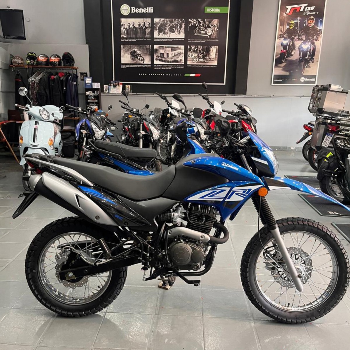 Zanella ZR 150 - Milano Motos